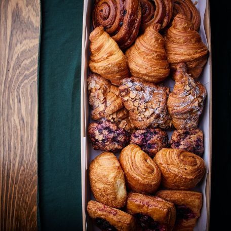 Sweet Pastries & Cakes