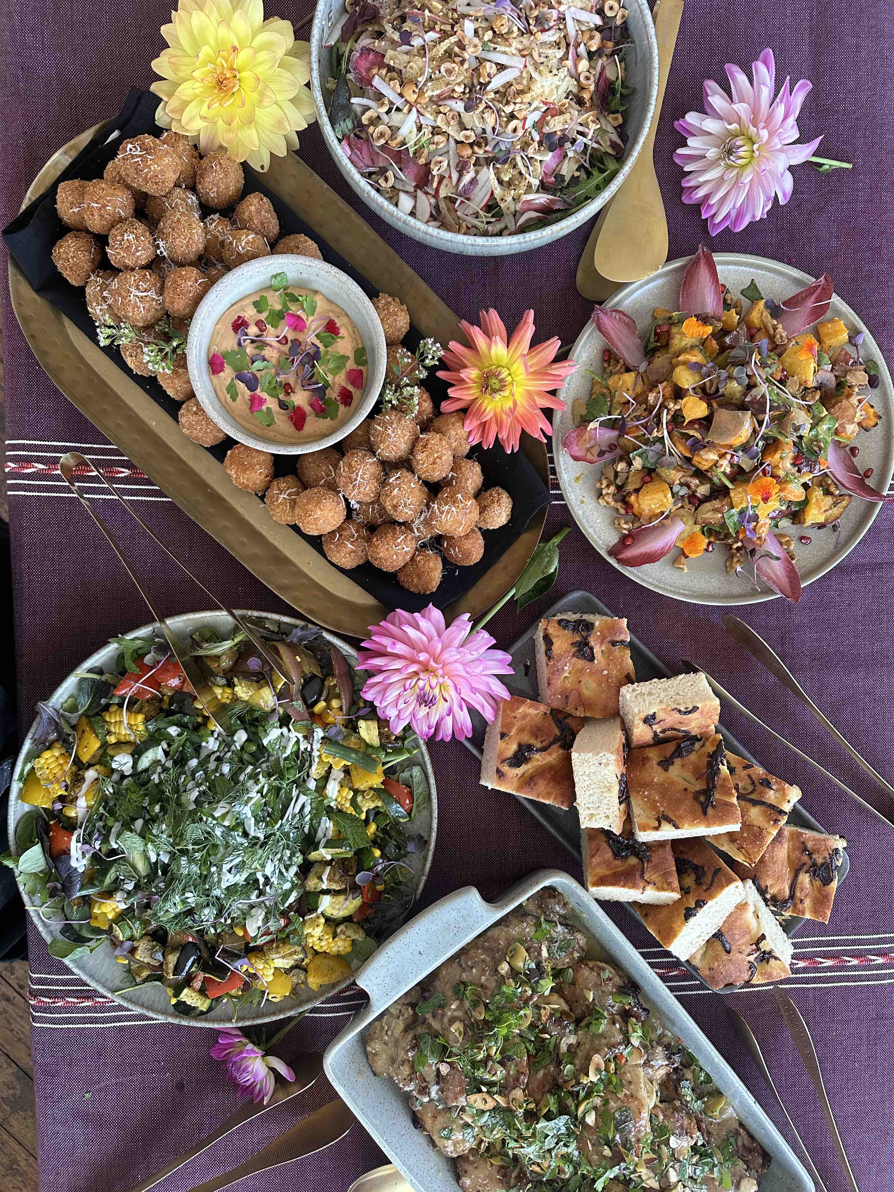 'Gold' Sharing Plates Menu