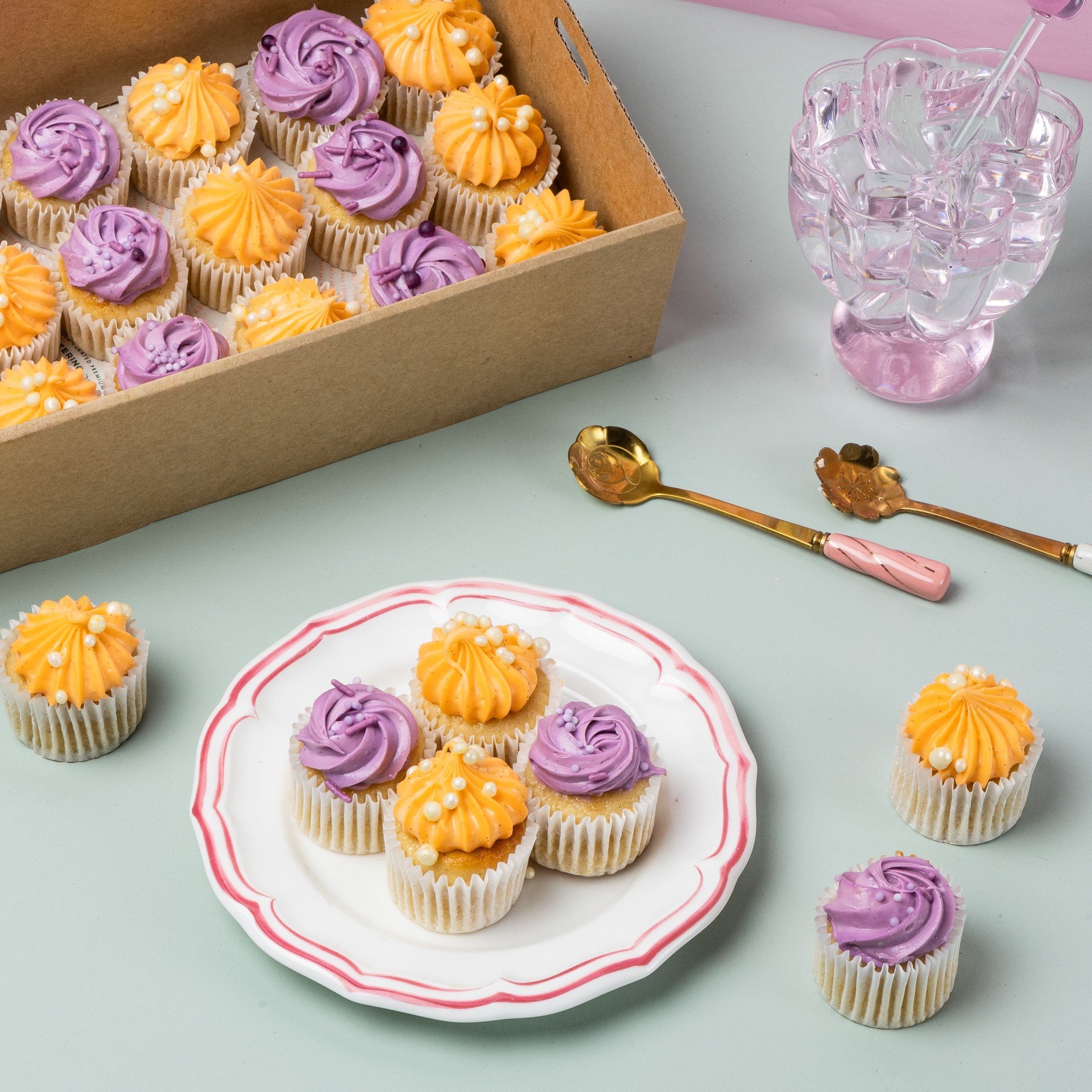 Mini Cupcake Platter