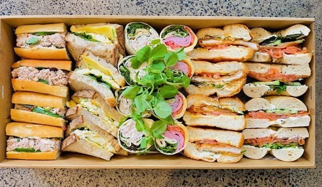 Sandwiches, wraps & bagels (Boxed by dietary option)