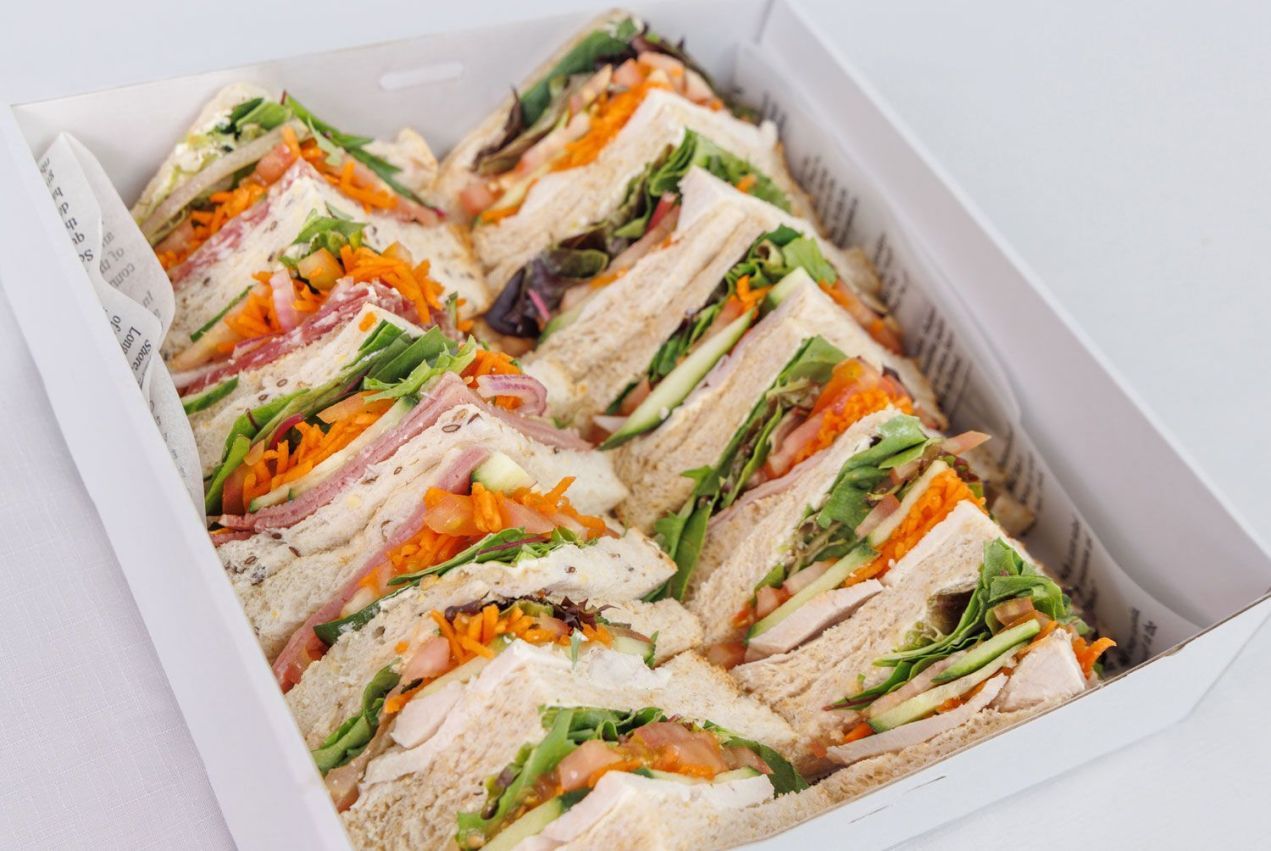 Sandwich Box (40 Pieces - 16 People)